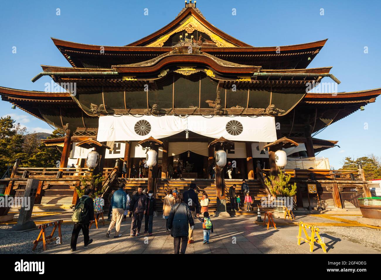 Zenkoji snow hi-res stock photography and images - Alamy