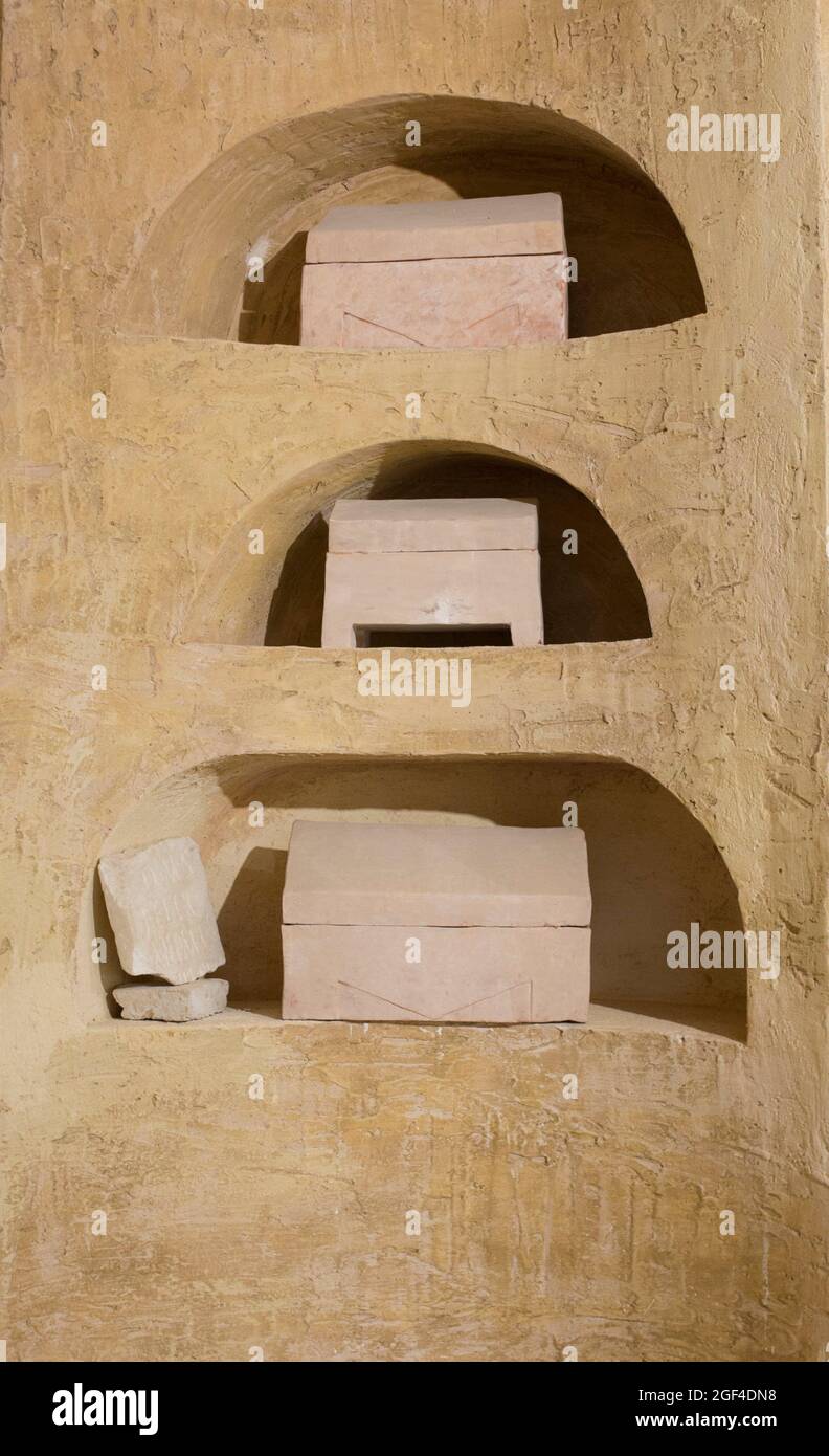Roman Columbarium High Resolution Stock Photography and Images - Alamy