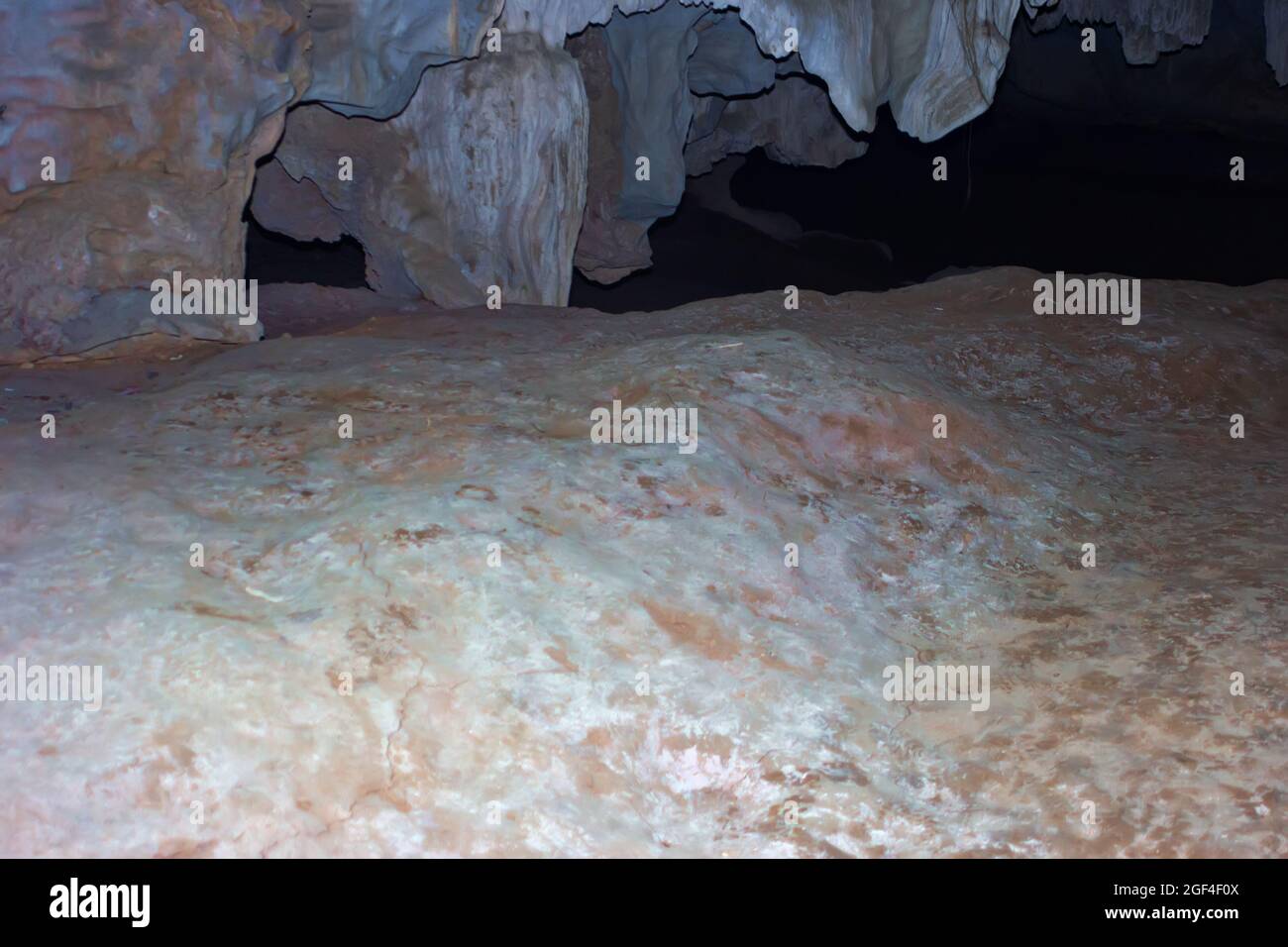 Gypsum crystal cave hi-res stock photography and images - Alamy