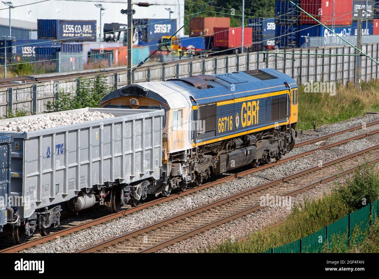 Aggregates cargo hi-res stock photography and images - Alamy