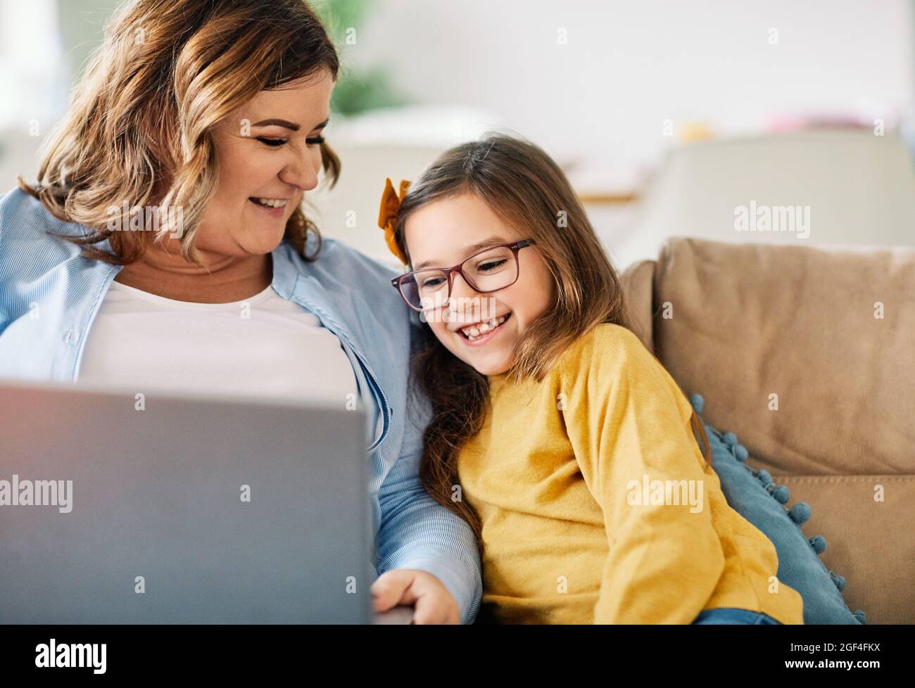 laptop computer education mother children daughter girl familiy ...