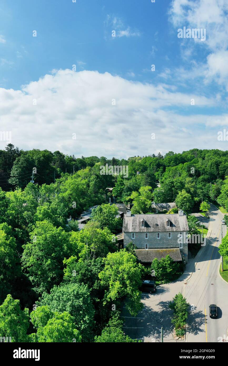 Ancaster village hi-res stock photography and images - Alamy