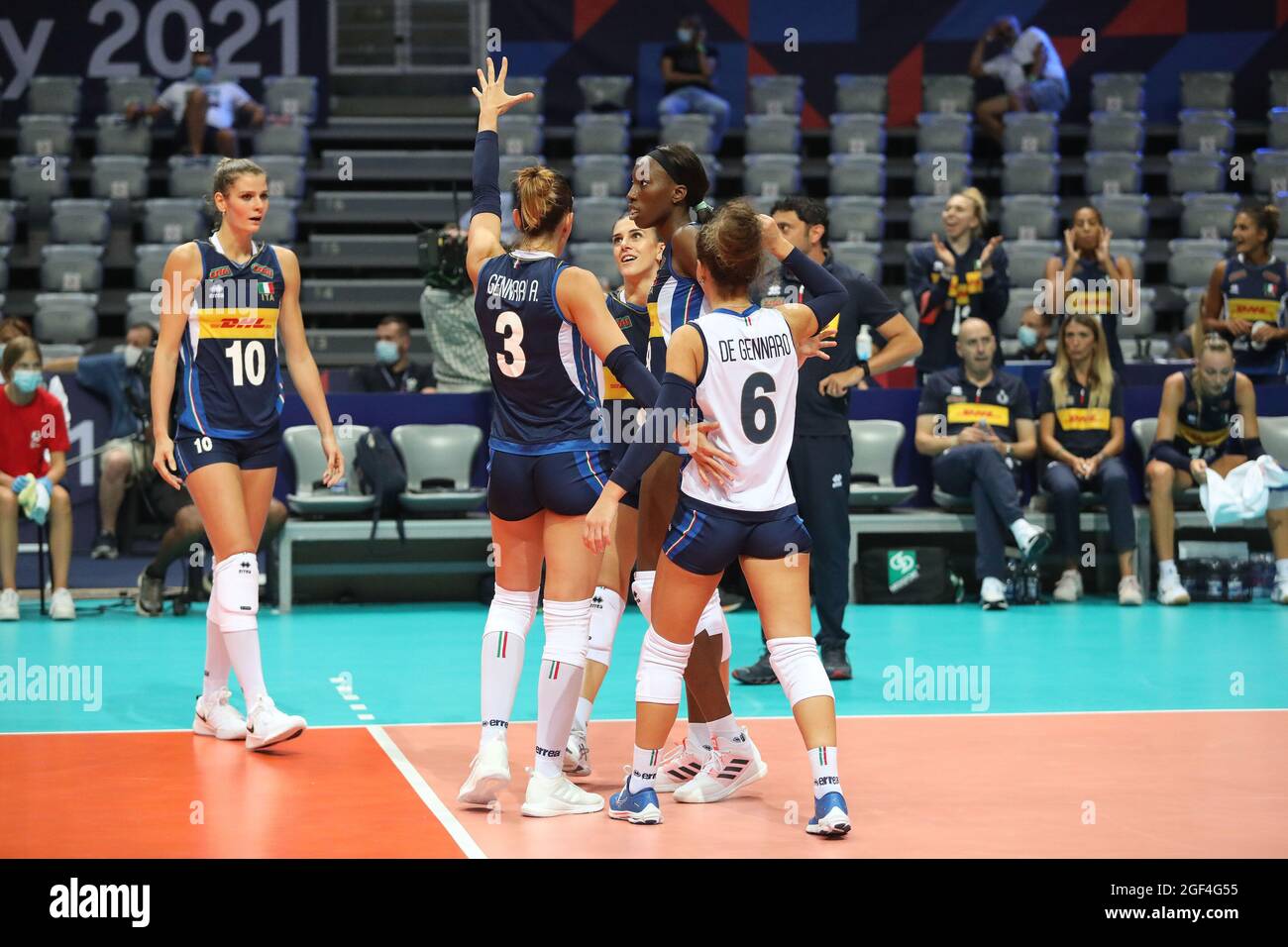 Slovakia v italy hi-res stock photography and images - Alamy