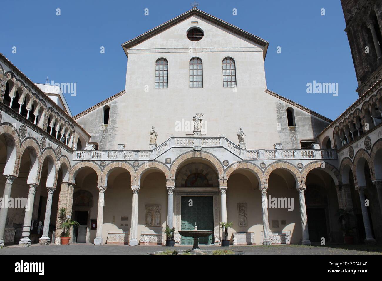 Scenic shot of the Salerno Christian Cathedral building in Italy ...