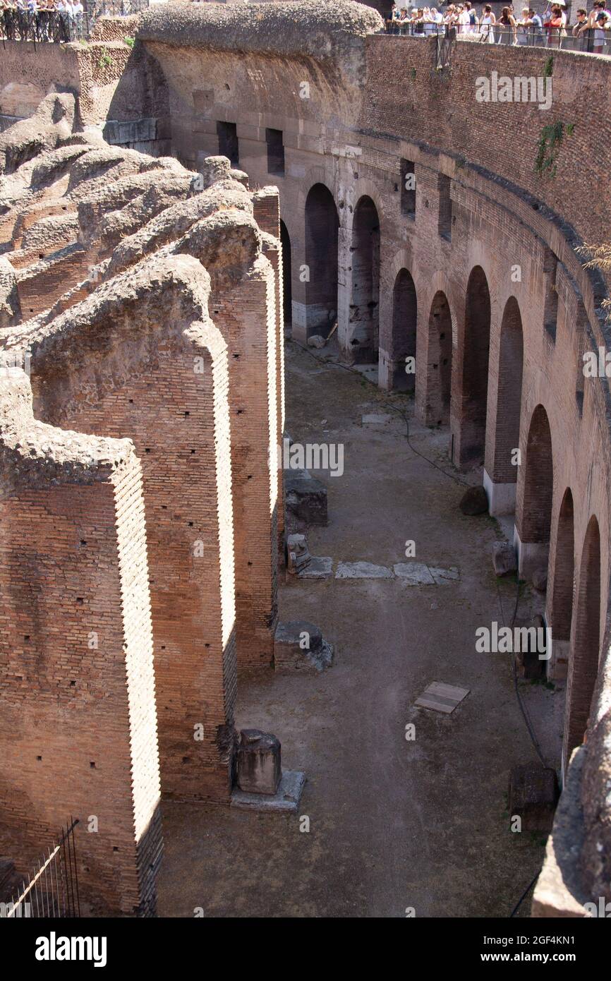 Rome hallway hi-res stock photography and images - Alamy