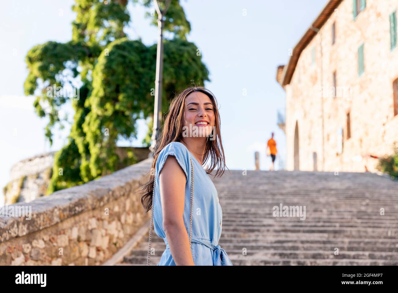 Standing steps hi-res stock photography and images - Alamy