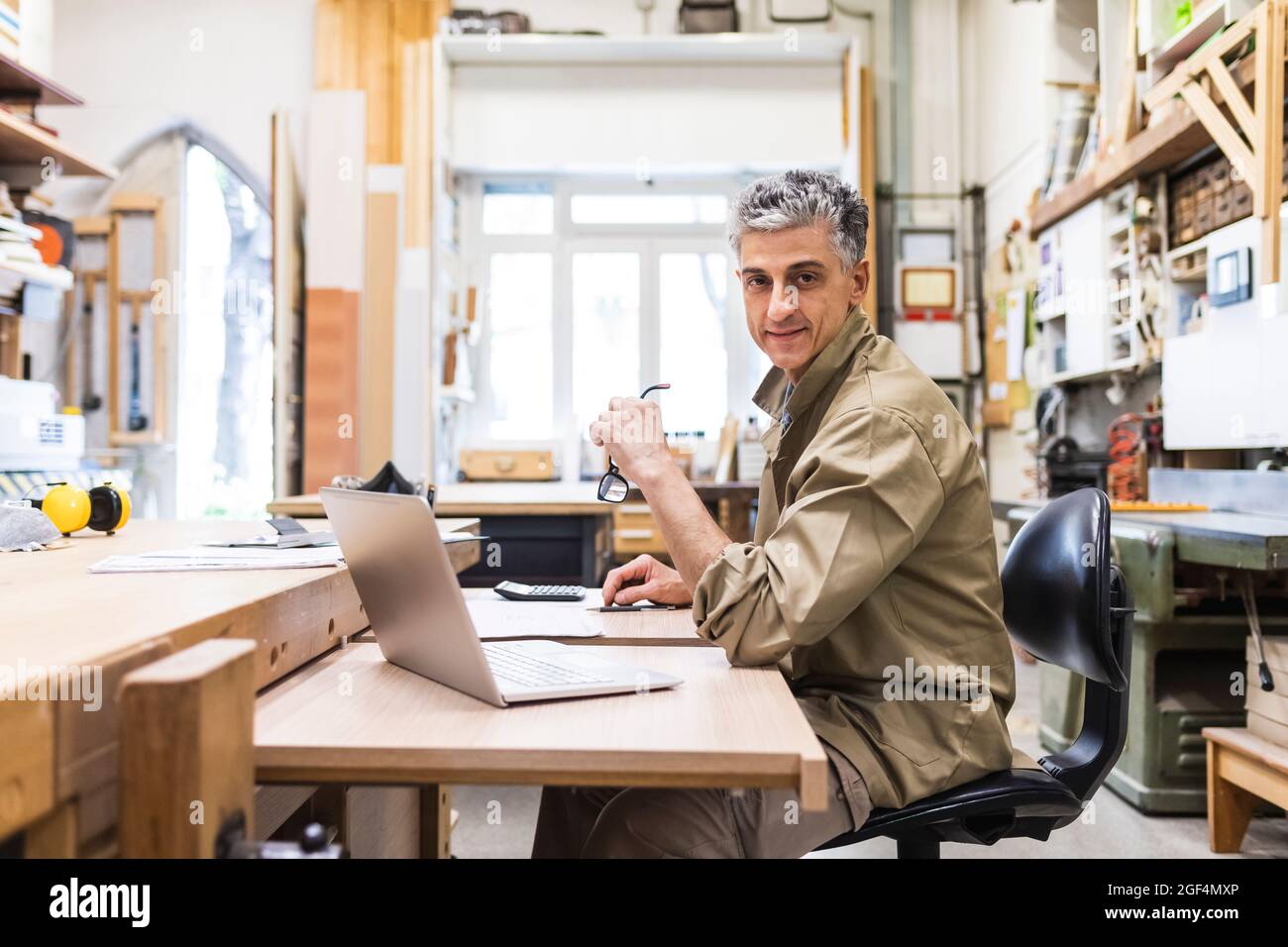 Carpentry workshop man chair hi-res stock photography and images - Alamy