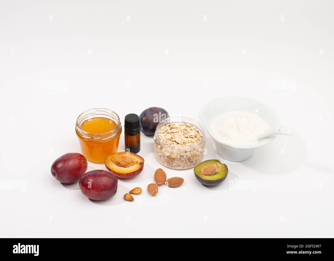 Plum facial mask recipe. Natural home-made cosmetic Stock Photo - Alamy