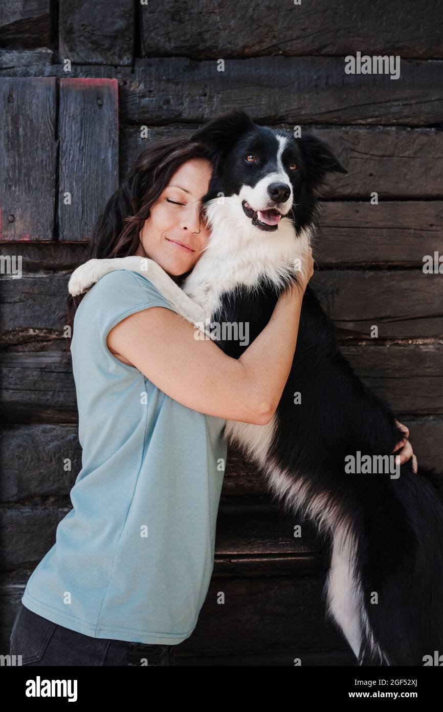 Animal hugging pet hi-res stock photography and images - Alamy