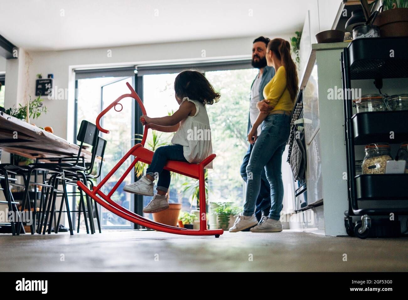 Father daughter sitting in rocking hi-res stock photography and images ...