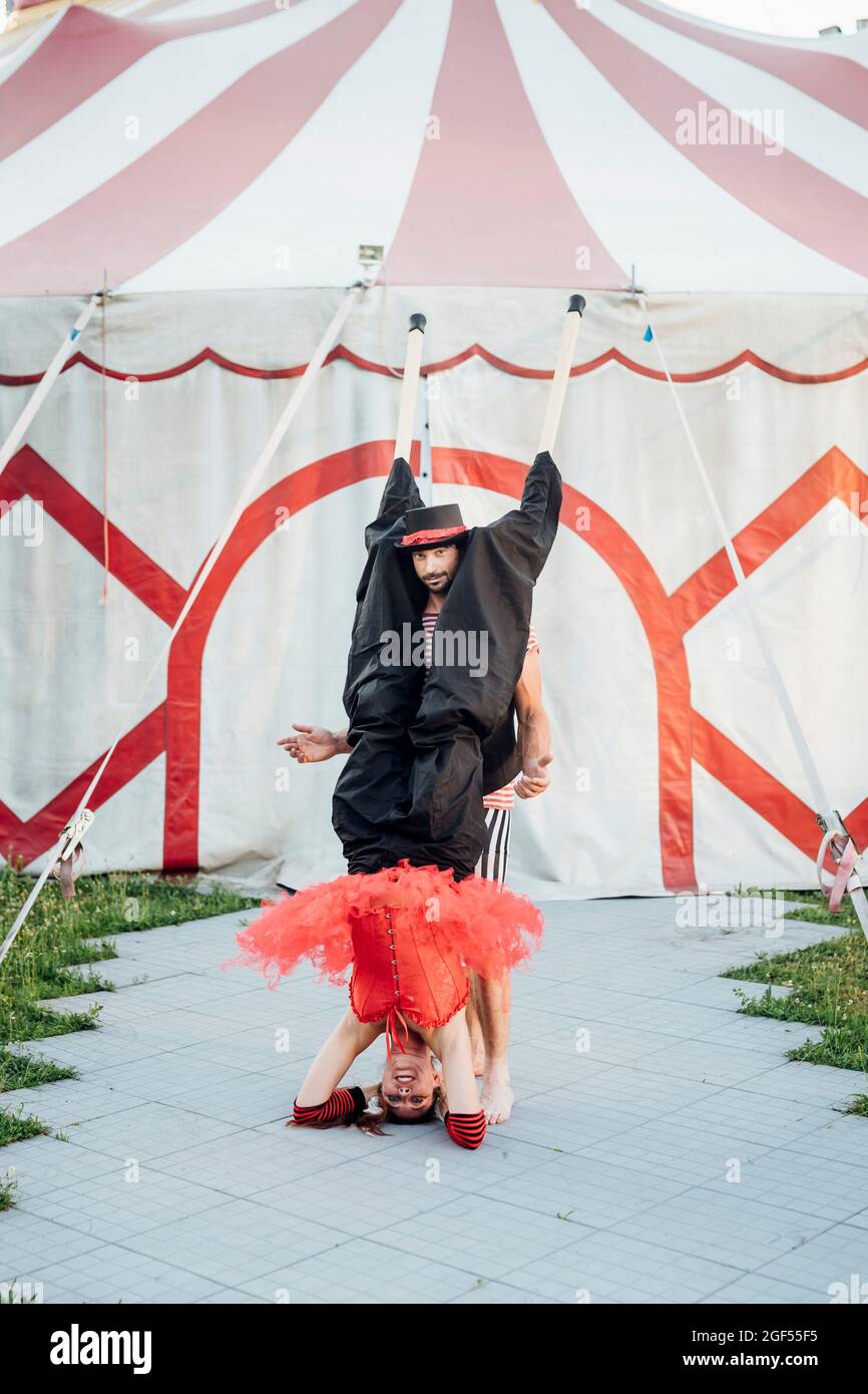 Handstand and acrobat hi-res stock photography and images - Alamy