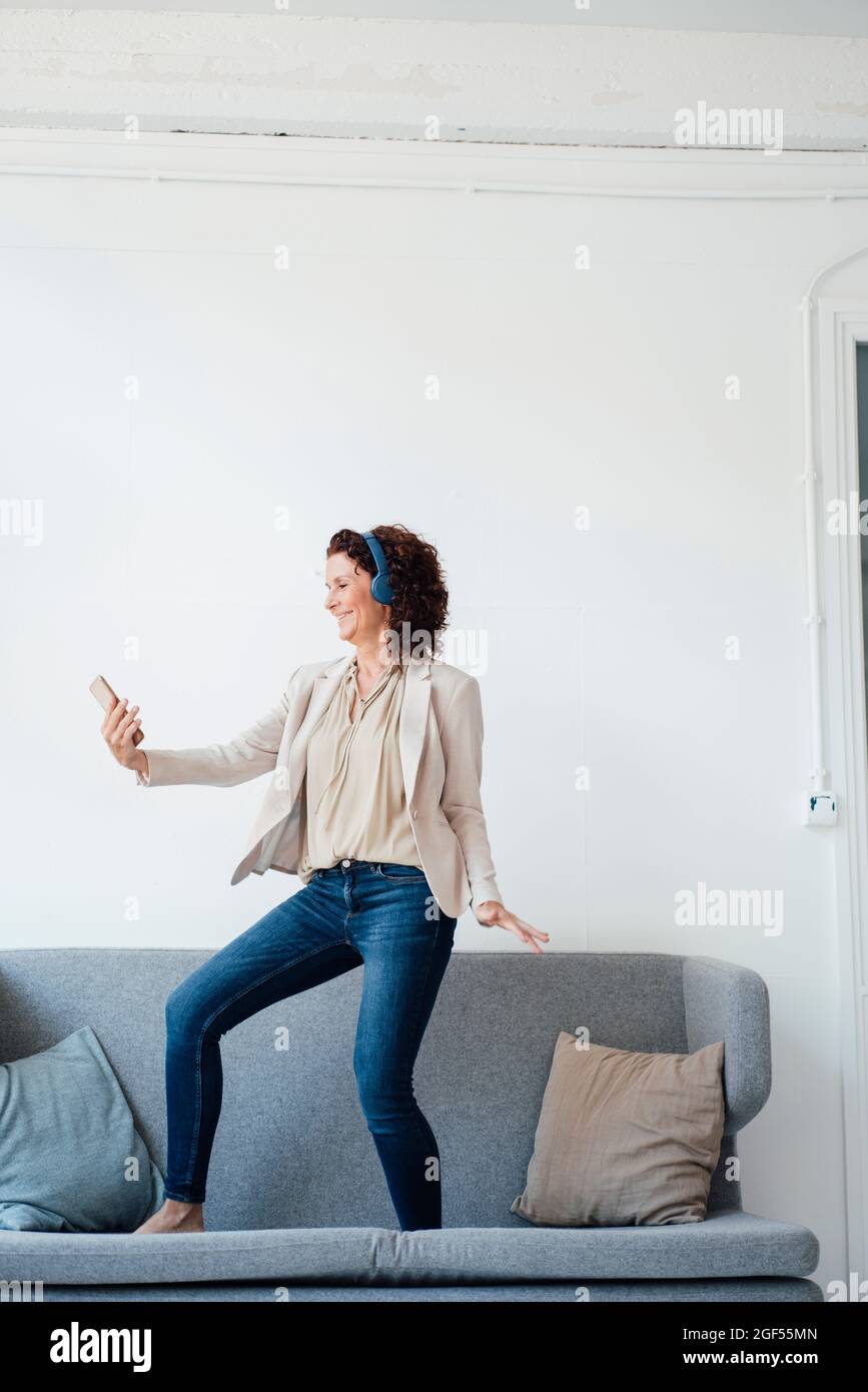 Rhythm and dancing hi-res stock photography and images - Alamy