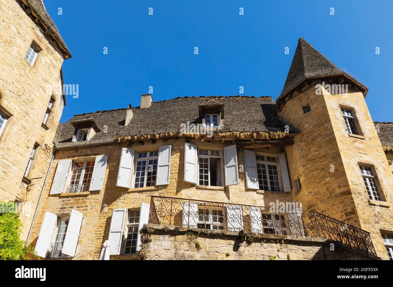 France, Dordogne, Sarlat-la-Caneda, Shuttered windows of old medieval ...