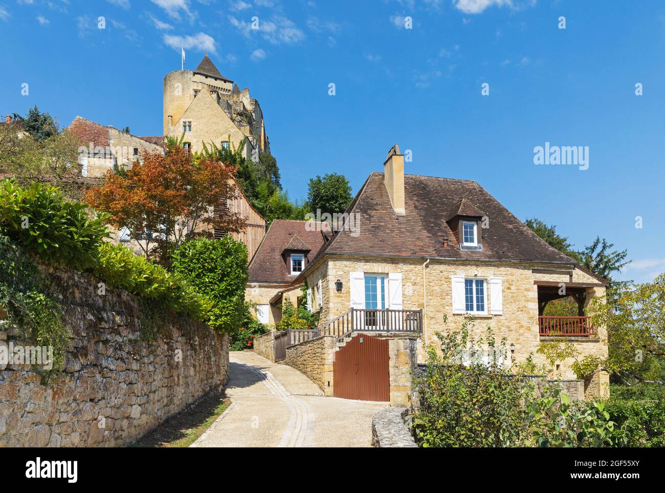 Castelnaud la chapelle, france hi-res stock photography and images - Alamy