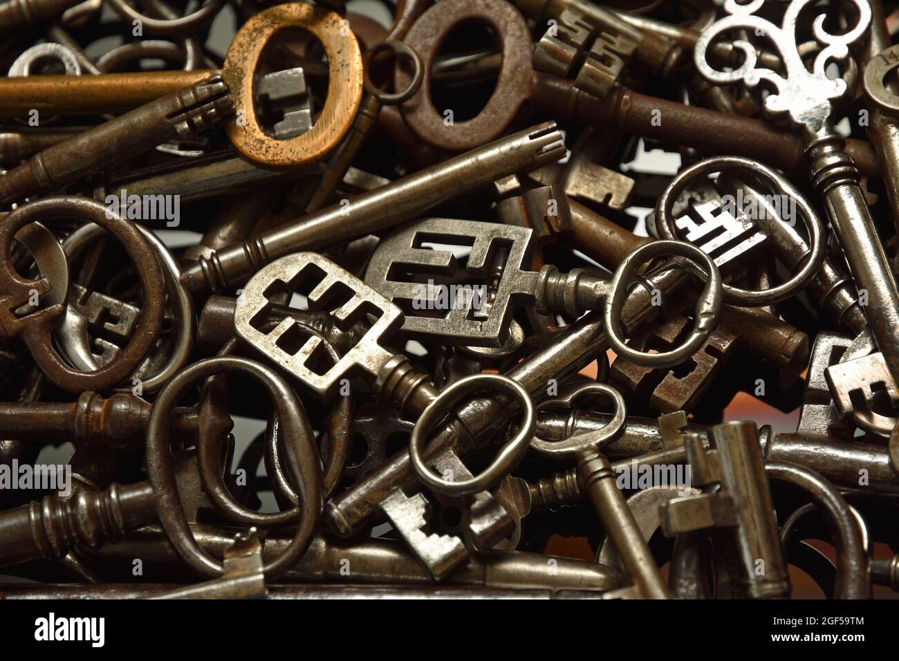 Night latch lock hi-res stock photography and images - Alamy