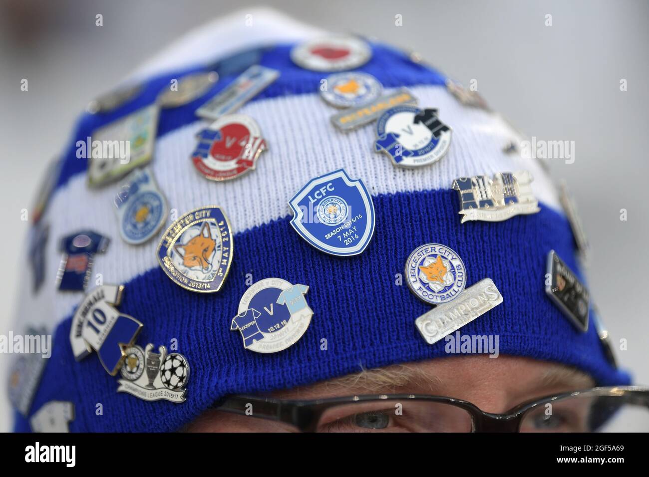 Leicester football badge hi-res stock photography and images - Alamy
