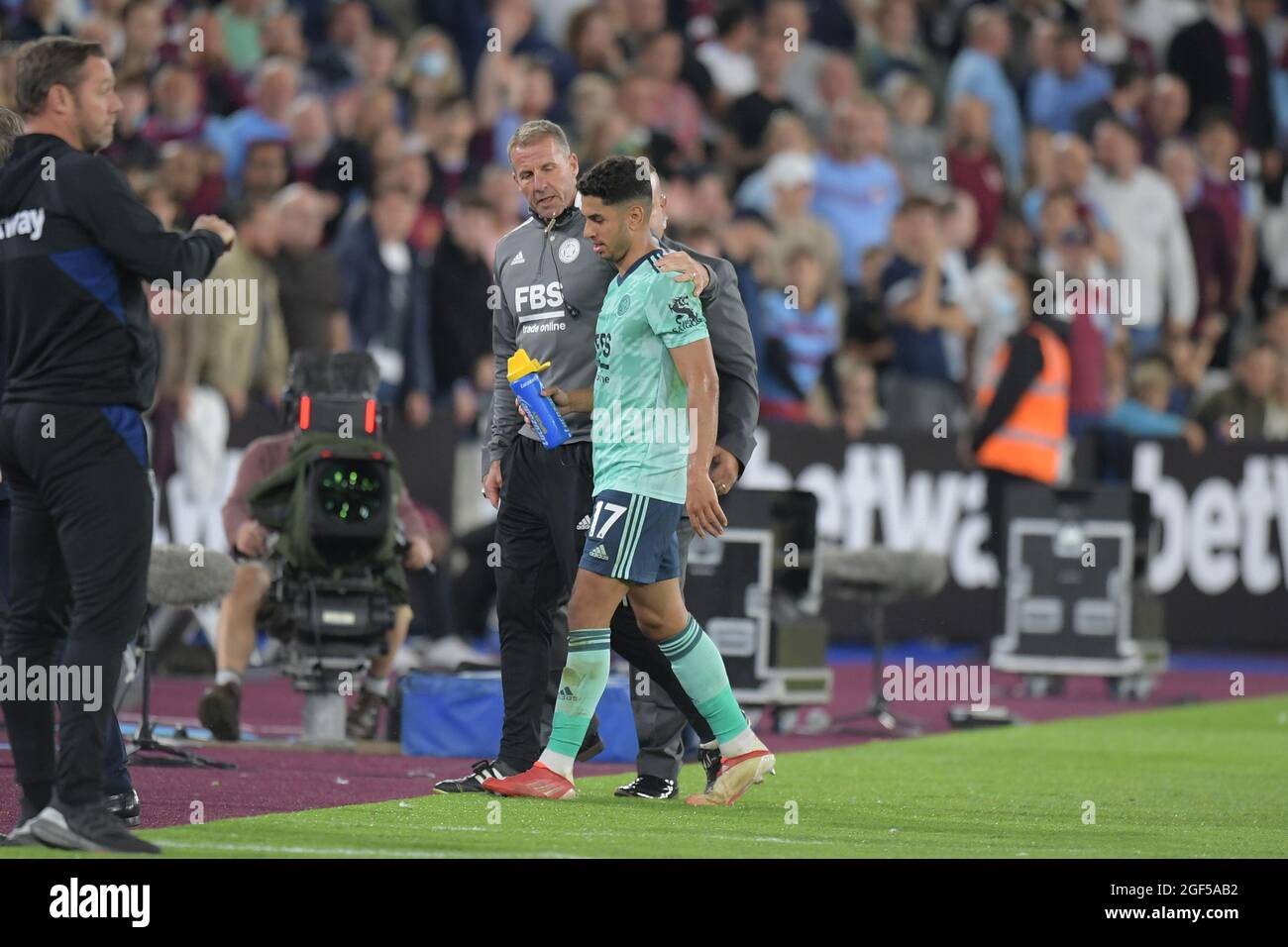 Var check hi-res stock photography and images - Alamy