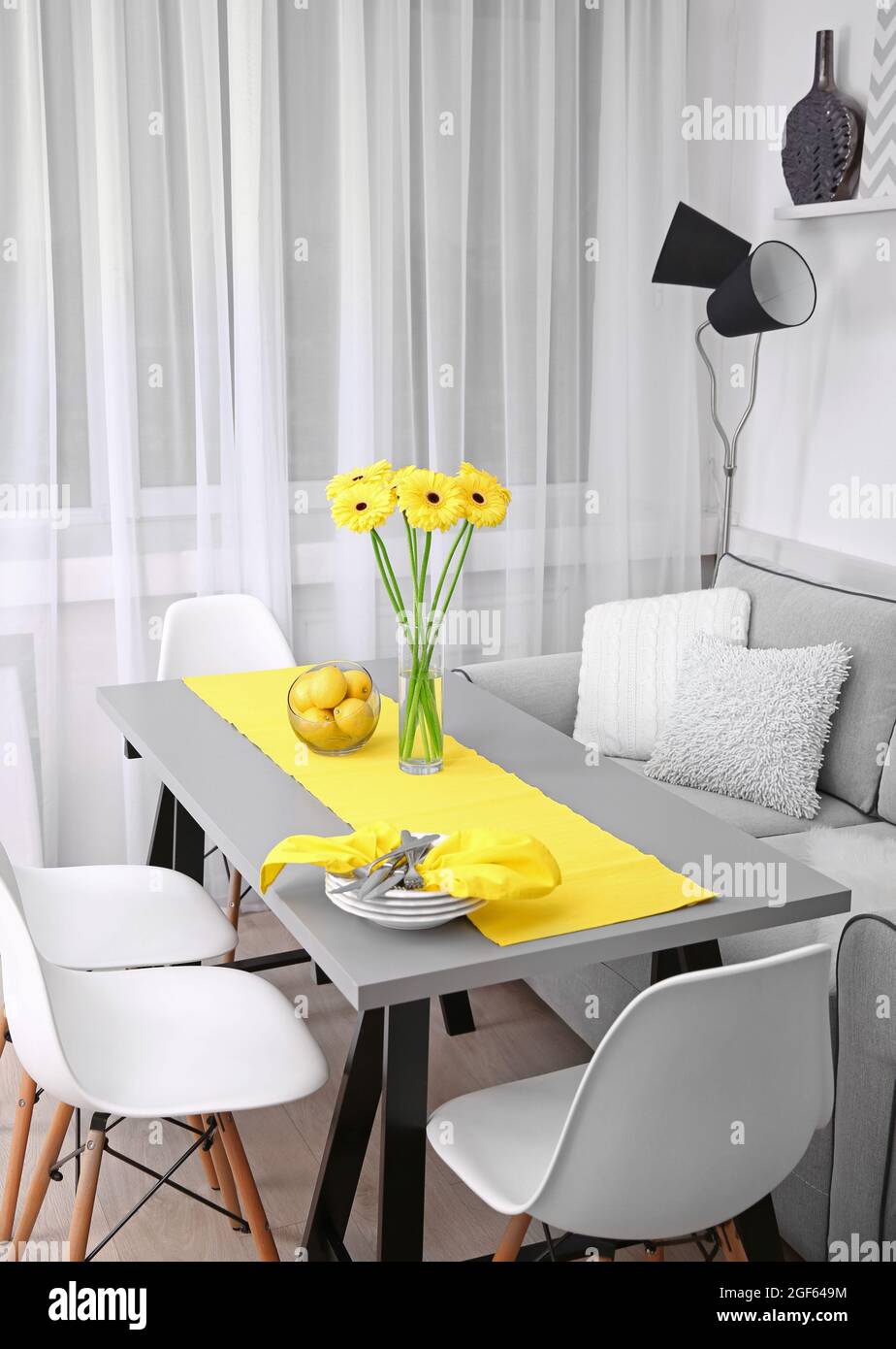 Dining table in home interior Stock Photo - Alamy