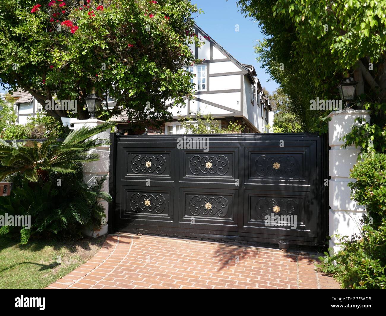 630 n hillcrest road hi-res stock photography and images - Alamy