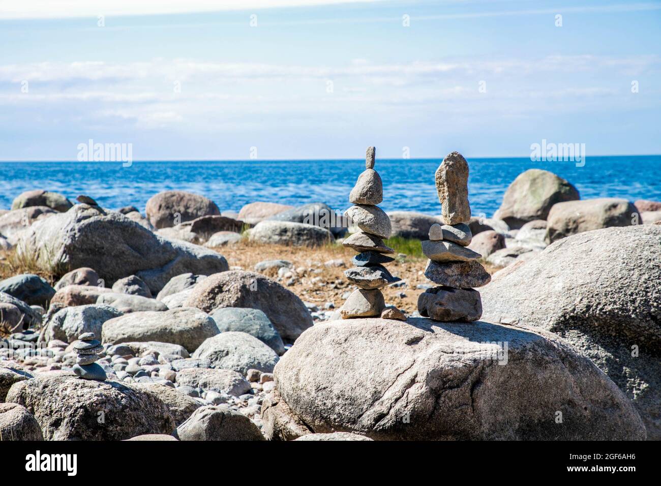 Two stone towers hi-res stock photography and images - Alamy