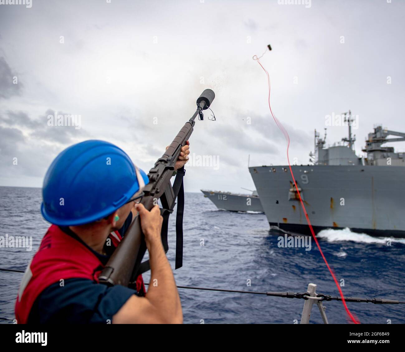 210815-N-MR124-1206 PACIFIC OCEAN (Aug. 15, 2021) A Sailor aboard ...