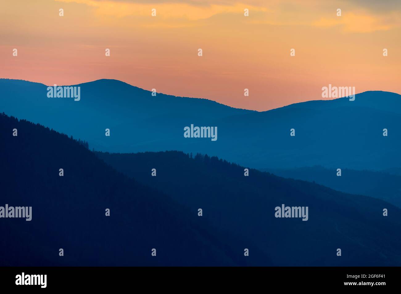 Sunny beams hi-res stock photography and images - Alamy