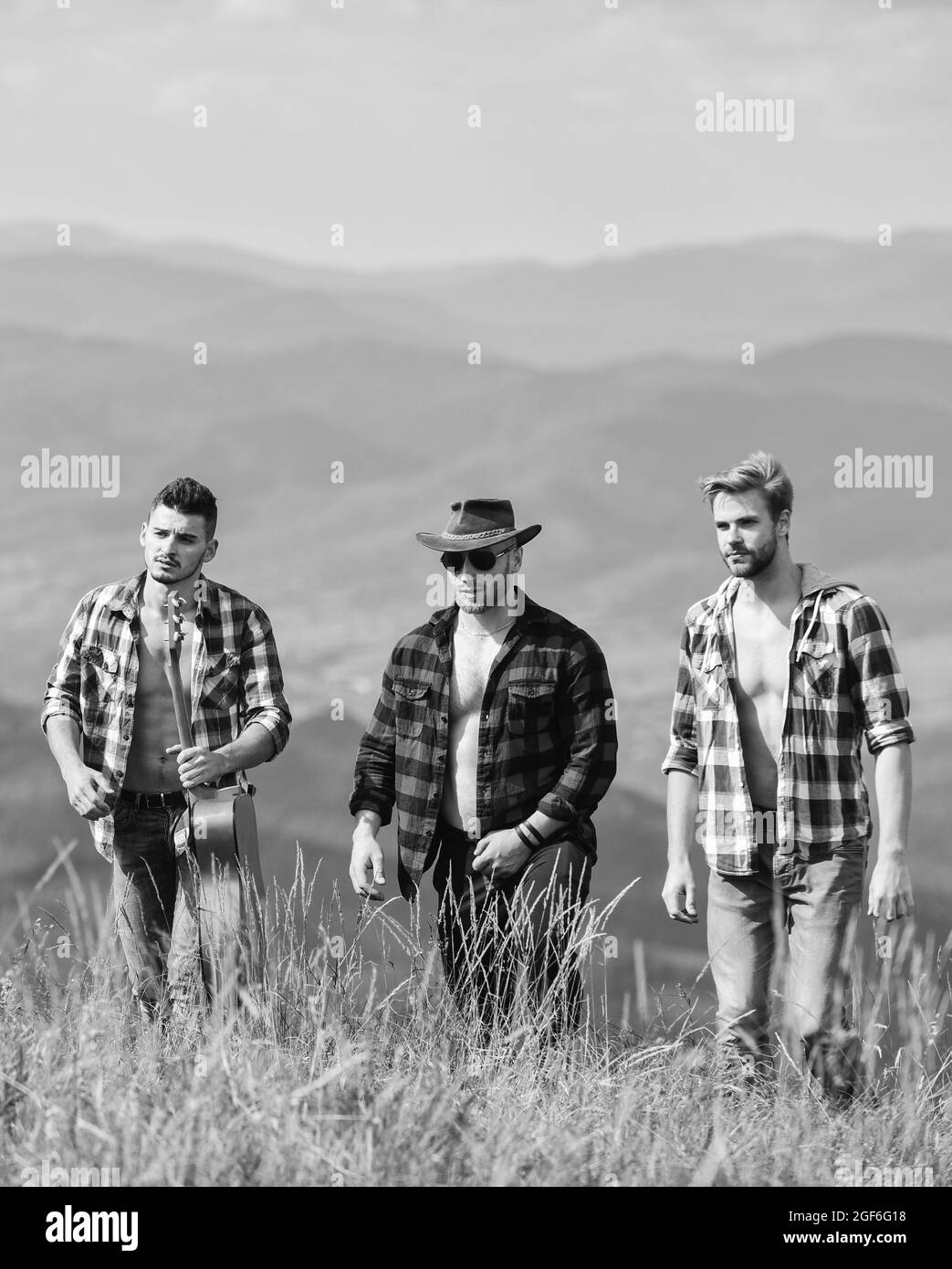 Cowboy scene campfire hi-res stock photography and images - Alamy