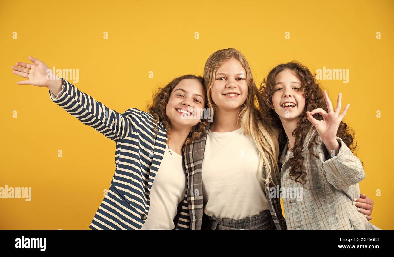 Good vibes. Real friendship. Group girls. Female friendship. Sisterhood ...