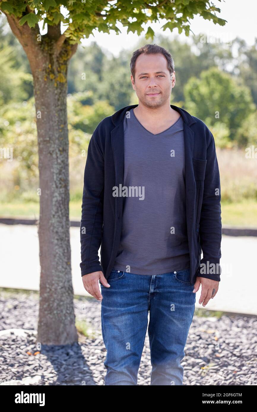 23 August 2021, Lower Saxony, Lüneburg: Daniel Hartwig, actor, stands ...
