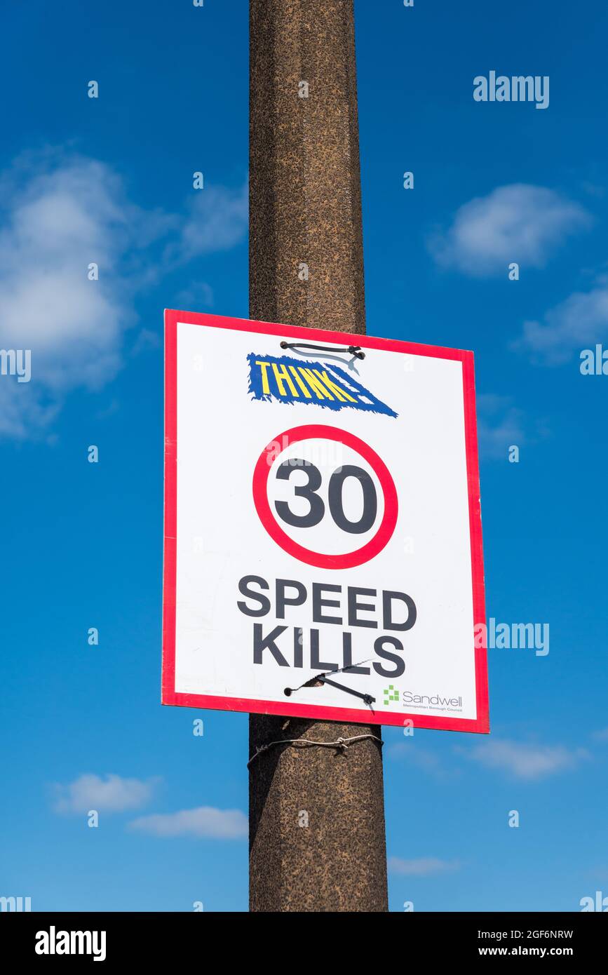 Warning sign - think - 30mph limit - speed kills mounted on lamppost in ...