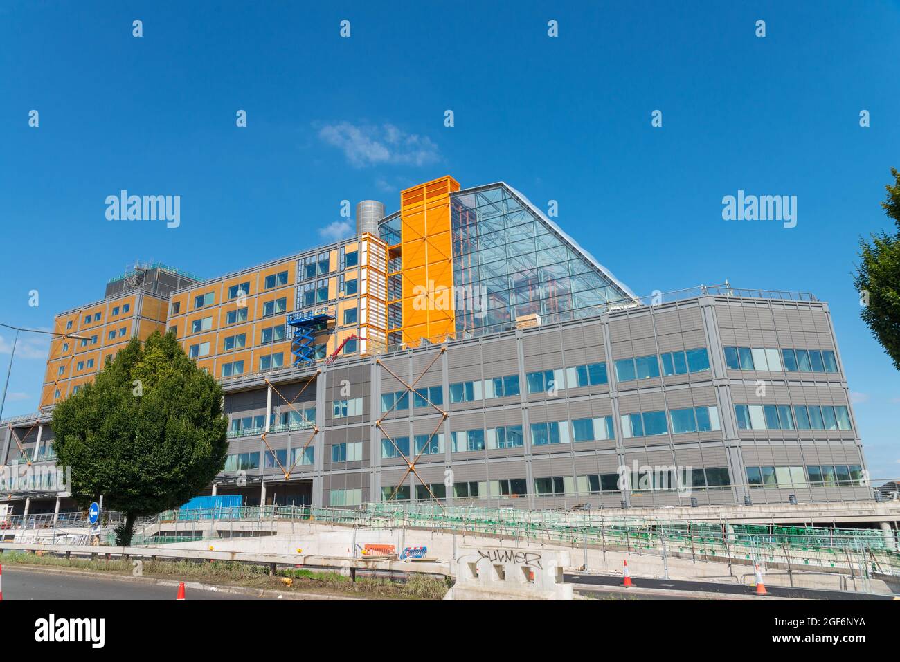 The new Midland Metropolitan University Hospital in Cape Hill ...