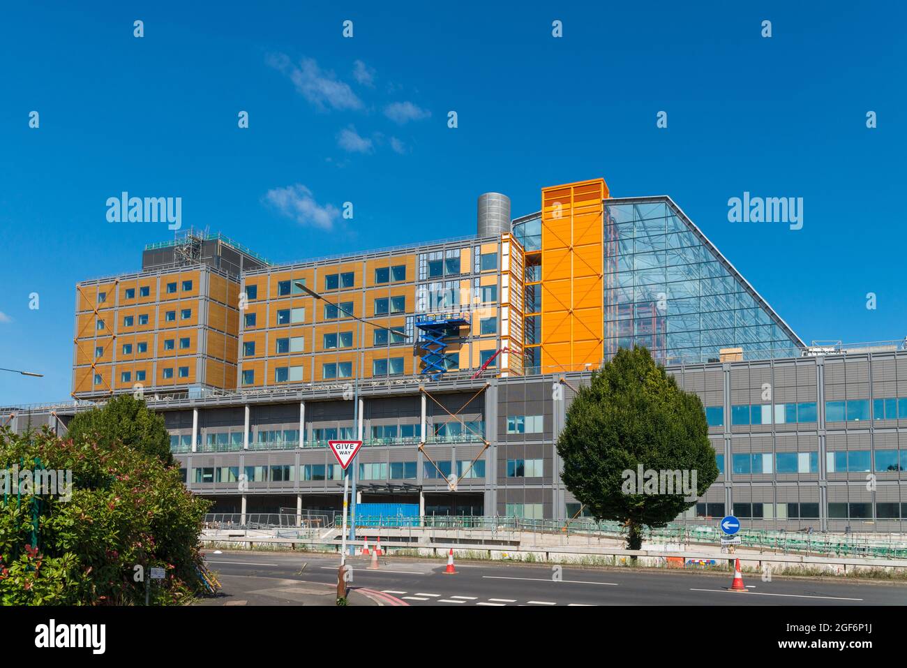 The new Midland Metropolitan University Hospital in Cape Hill ...