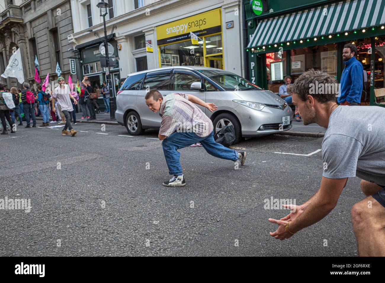 XR21 place an oversized Pink table in the middle of Long Acre Junction blocking off access to ...