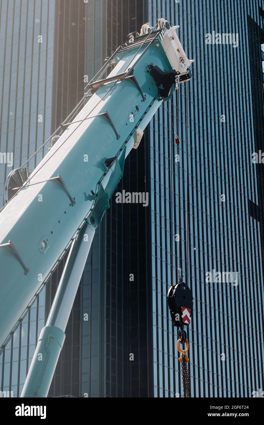 Lifting mechanism hi-res stock photography and images - Alamy