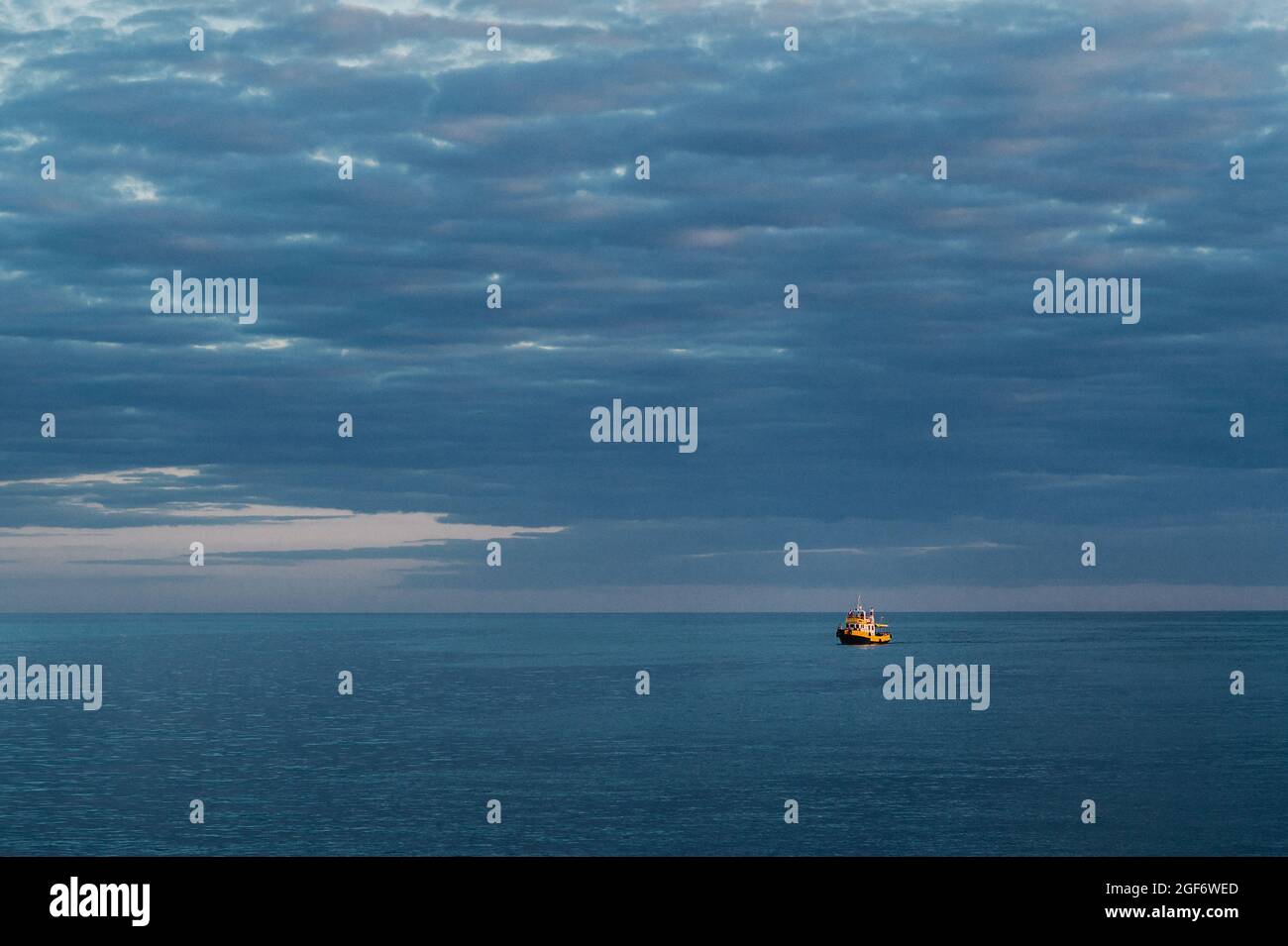 Beautiful sunset aerial cargo ship hi-res stock photography and images ...