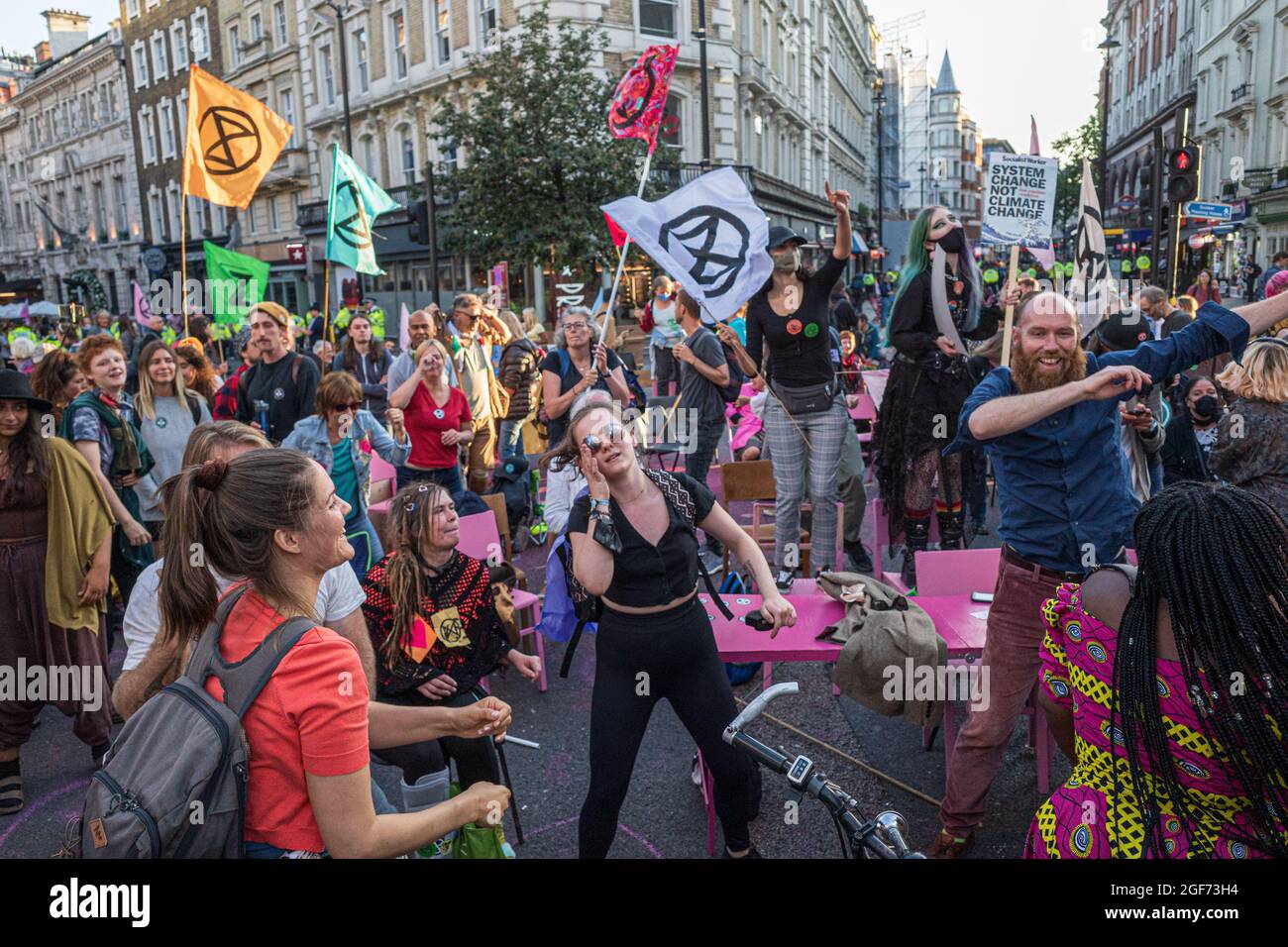 XR21 place an oversized Pink table in the middle of Long Acre Junction blocking off access to ...
