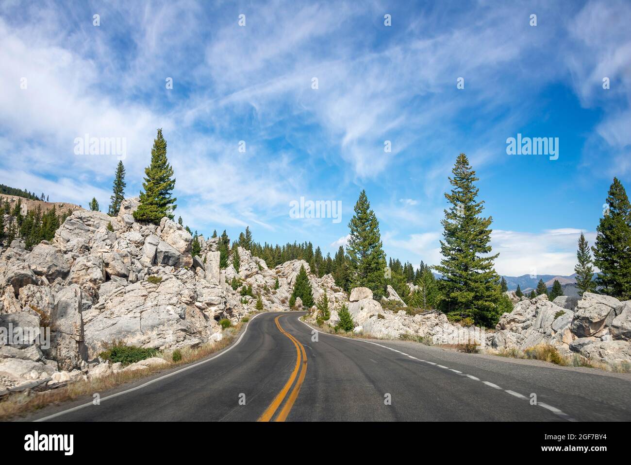 Yellowstone road hi-res stock photography and images - Alamy