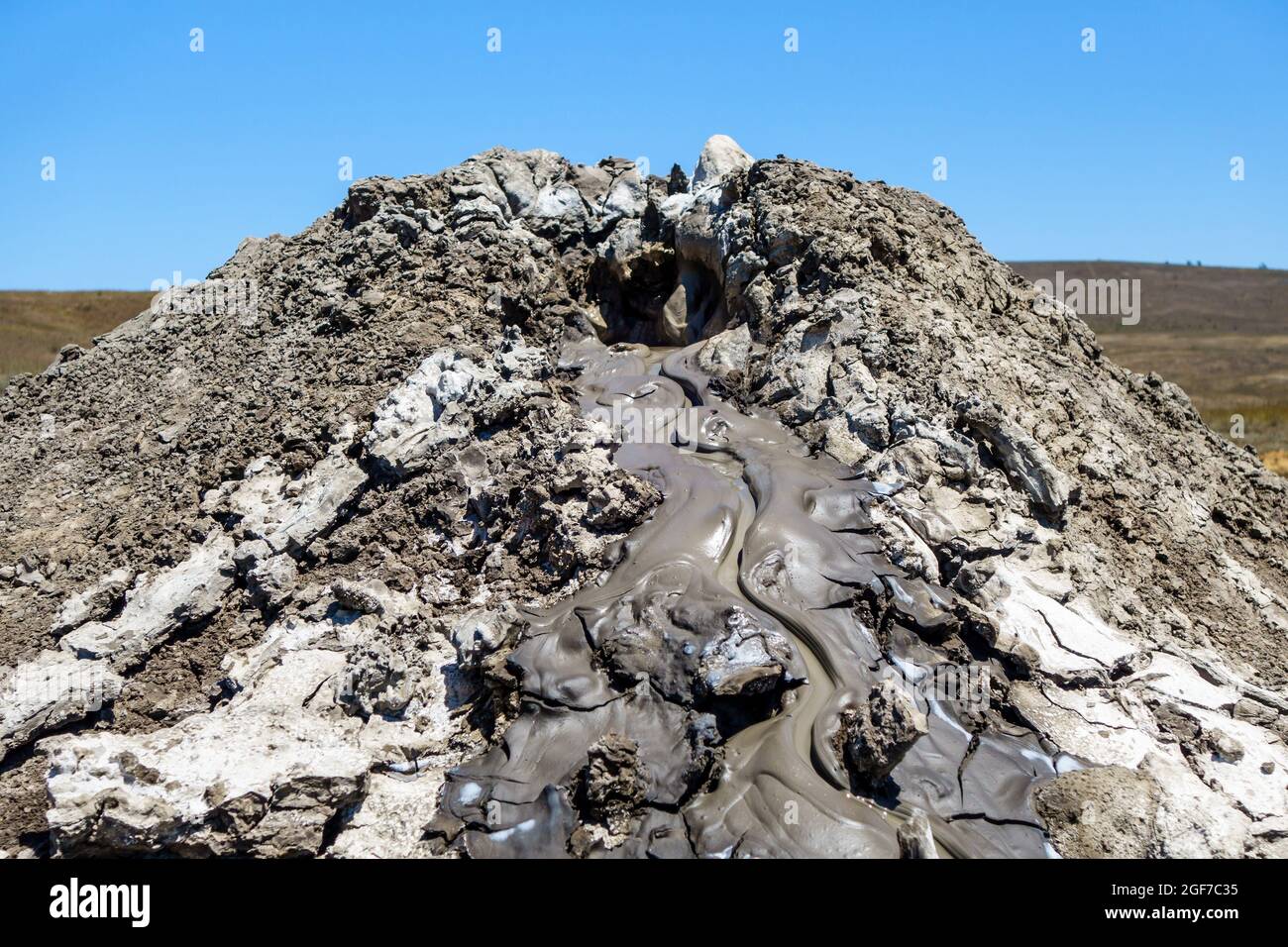 Mud flow hi-res stock photography and images - Alamy