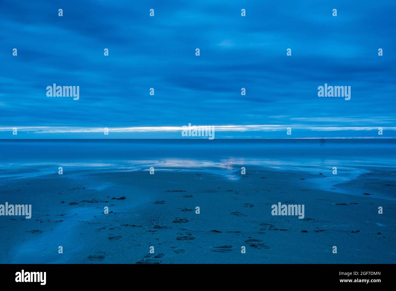 France gironde carcans carcans plage hi-res stock photography and ...