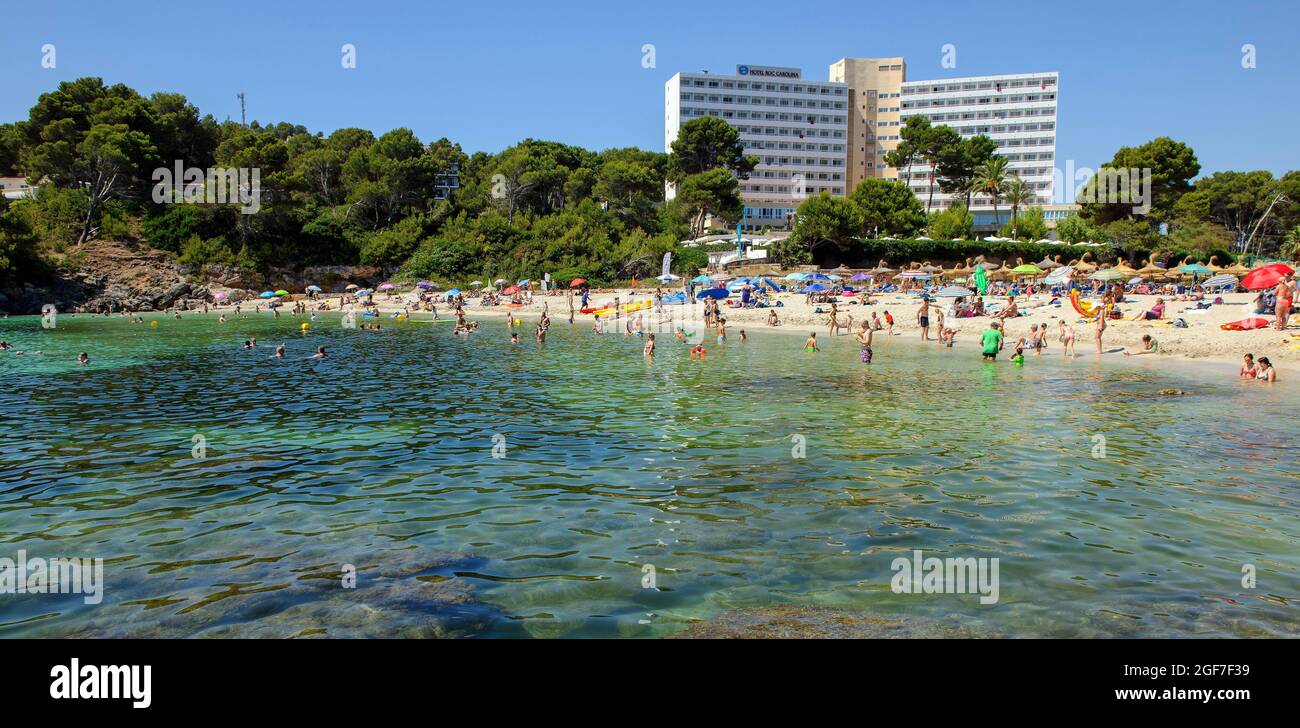 Small beach in Majorca on the east coast, Font des Sa Cala, Majorca ...