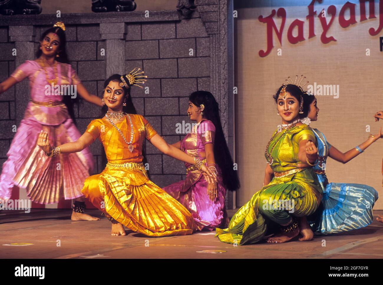 Bharatnatyam Dance Drama, Classical dance in Nataraja Temple at Perur ...
