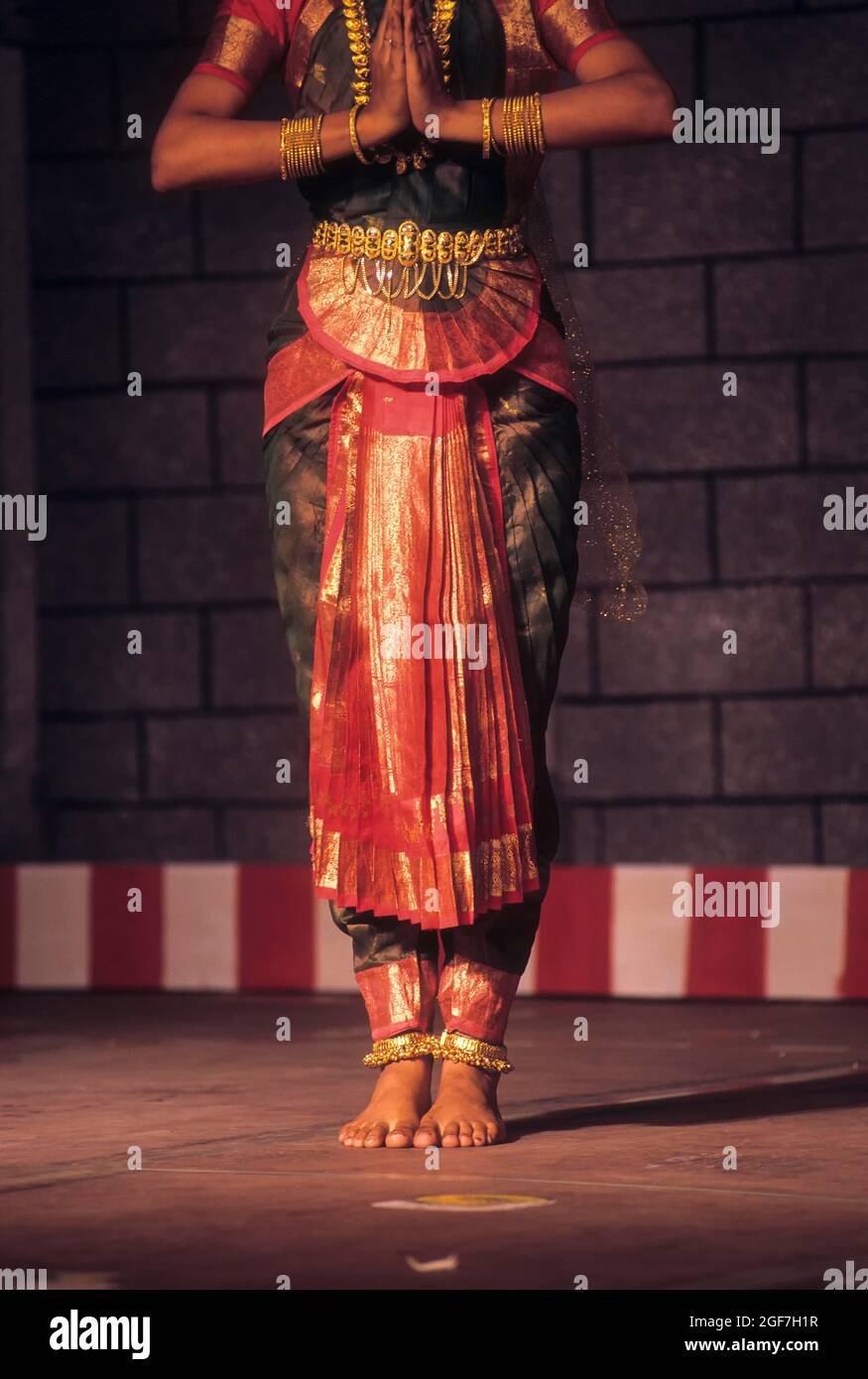 Bharatnatyam, Classical dance in Nataraja Temple at Perur in Coimbatore ...