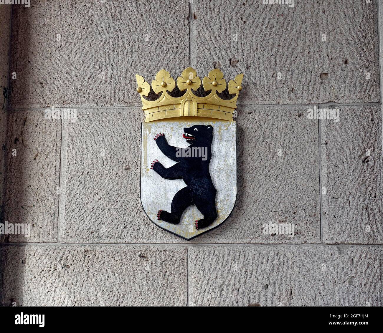 Berlin coat of arms hi-res stock photography and images - Alamy