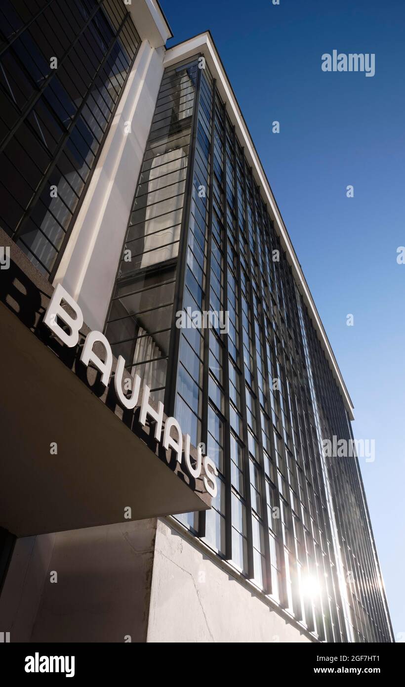 Glass facade, Bauhaus Dessau, Bauhaus building, Dessau, Saxony-Anhalt ...