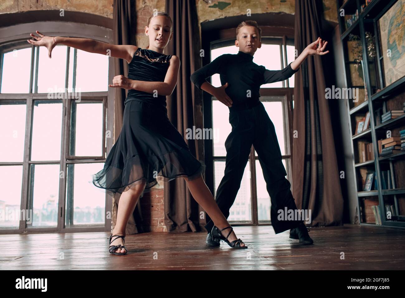 Rumba Dancers High Resolution Stock Photography and Images - Alamy