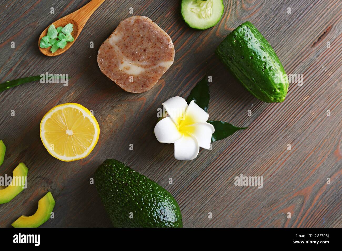 Products for a relaxing avocado spa treatment, top view Stock Photo - Alamy