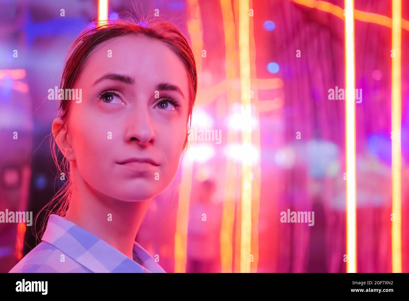 Lens flare woman mirror hi-res stock photography and images - Alamy