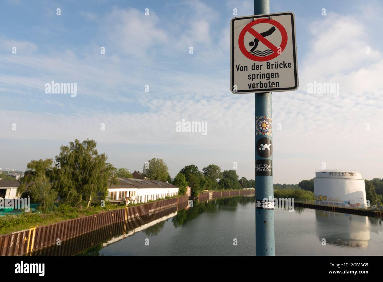 Dortmund harbor with container terminal hi-res stock photography and ...