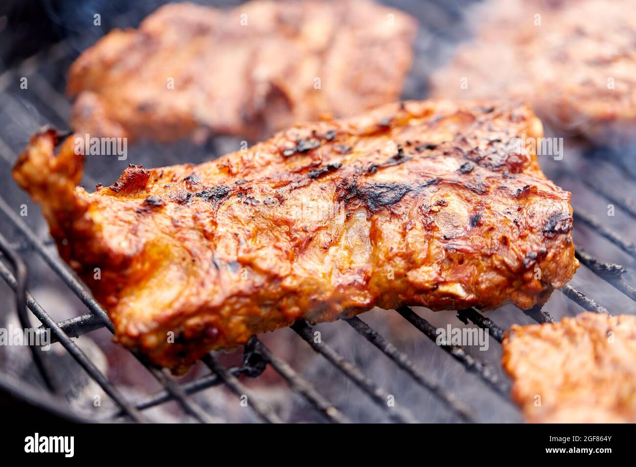 Meat roasting hi-res stock photography and images - Alamy