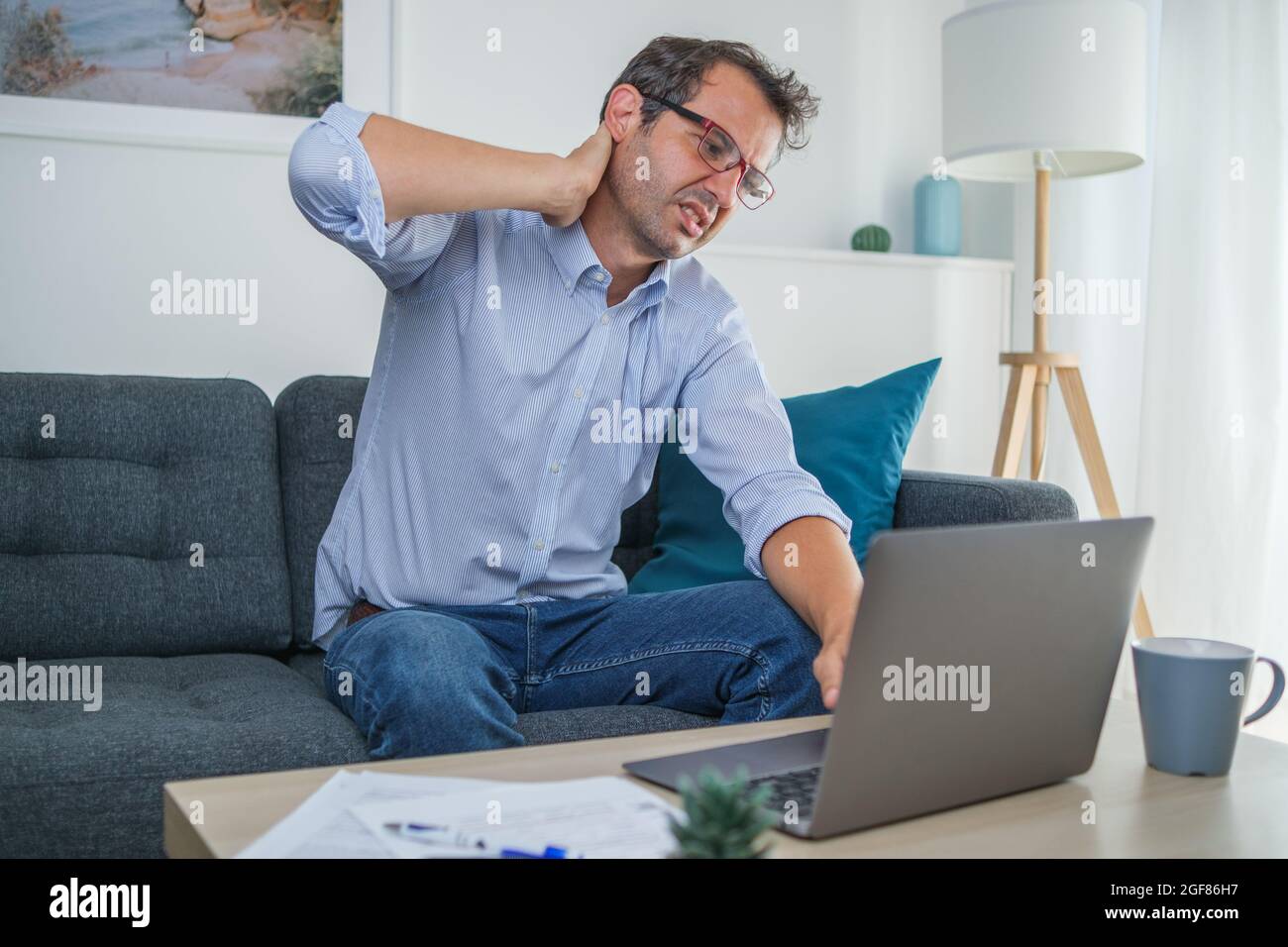 Office ergonomics hi-res stock photography and images - Alamy